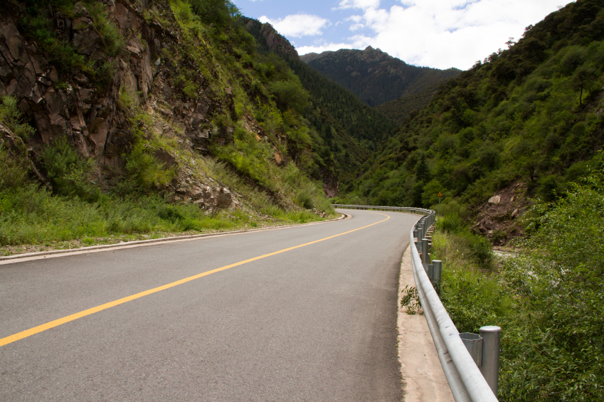 8 Ways to Recognize & Engage Employees Who are on the Road